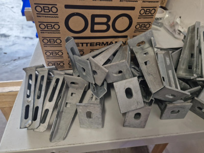 ÖVG Versteigerungen - Artikel Nr. 791497: Wand- und Stielausleger