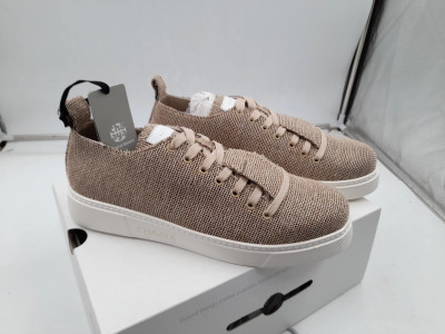 ÖVG Versteigerungen - Artikel Nr. 614909: Chaaya Sneakers